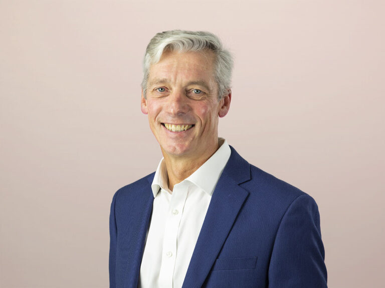 VR and AR Offer Innovative Solutions For Real B2B Marketing Problems